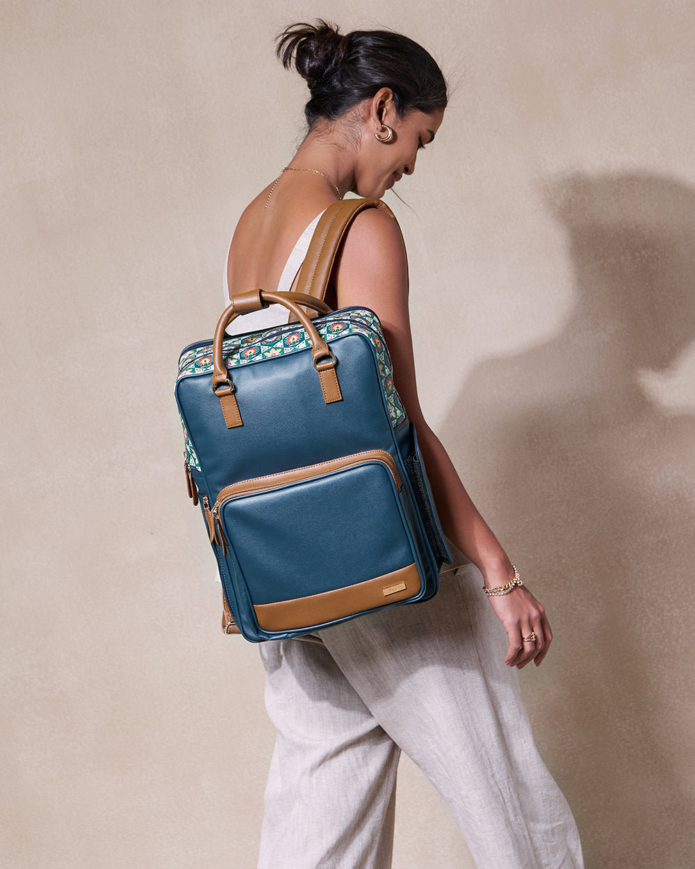 The Bombay Backpack - Floral | Digital Nomad